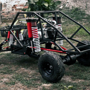 Mammuth Works Rewarron Trophy Truck im Maßstab 1:3